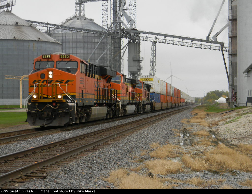 BNSF 6663